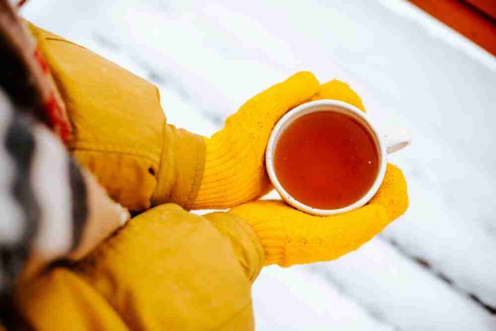 Maladie des doigts blancs : Causes, symptômes, traitements - santechiro.fr